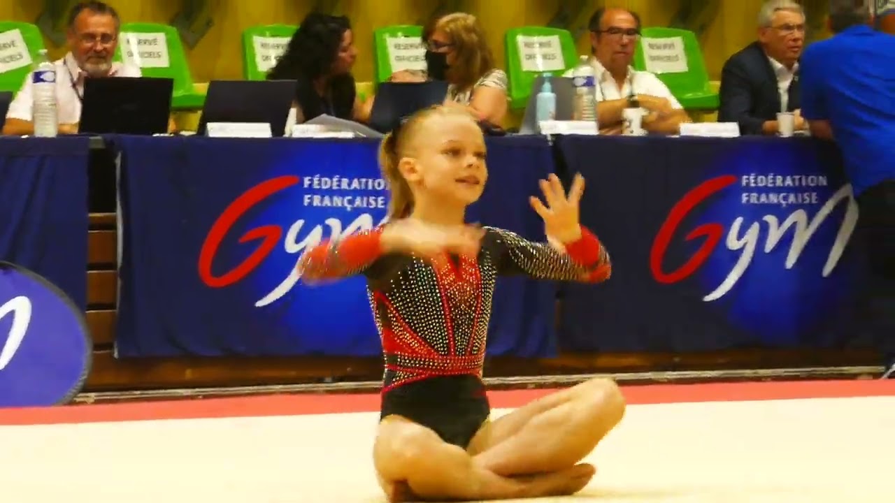 Louane Plisson (2012) - avenir 10ans - France elite 2022 - YouTube