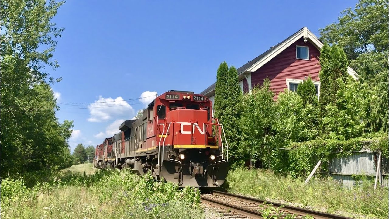 RARE/DASH 8’s! CN 2114 leads 406W Past Rothesay Station With A Rare ...