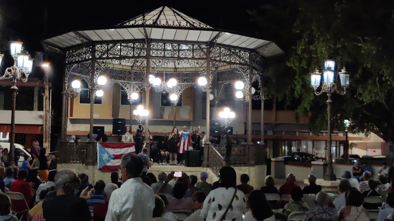 El Octavon Navideño en Aguada - YouTube