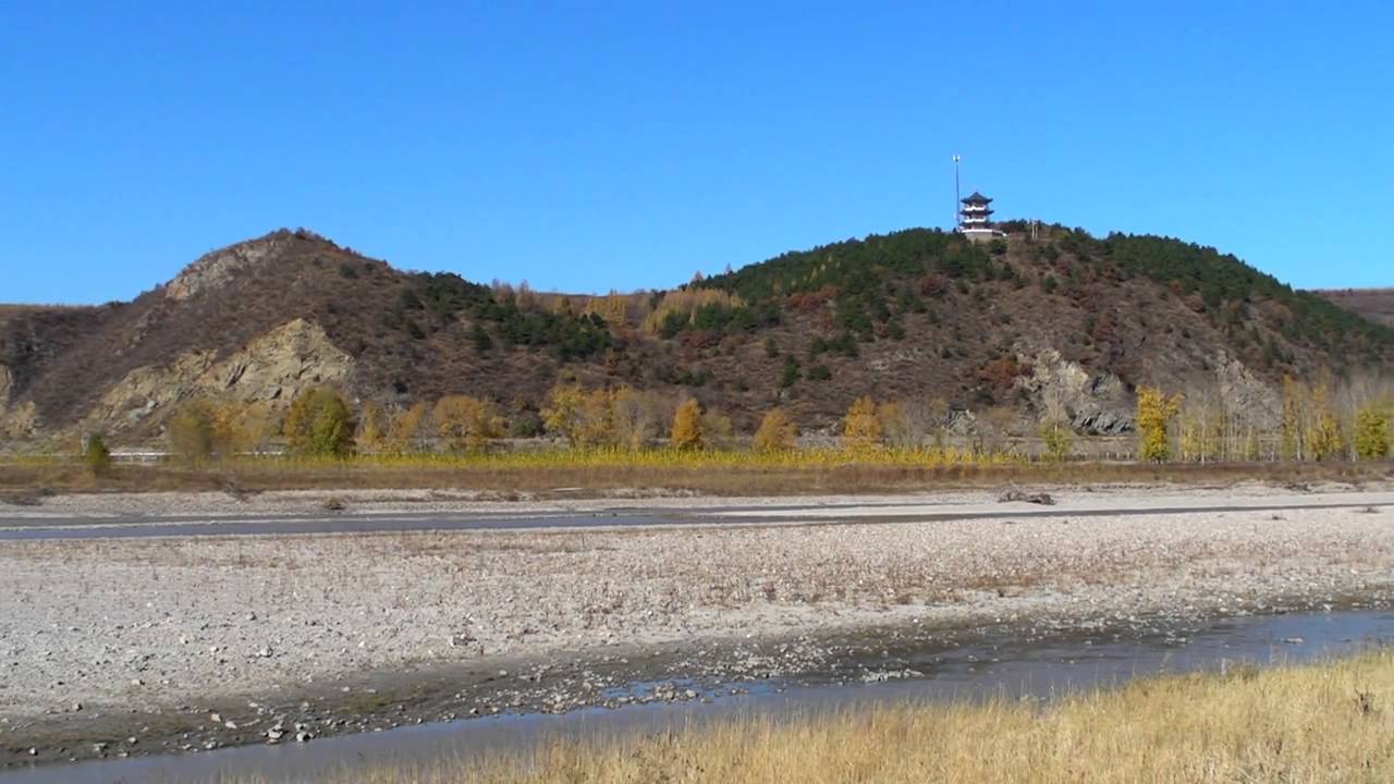 Yalu River Near Hoeryong Ferry At The Border Between China And North ...