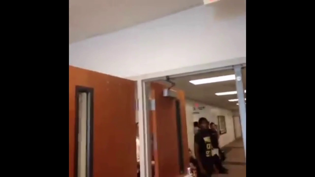 Kid knocks himself out - YouTube