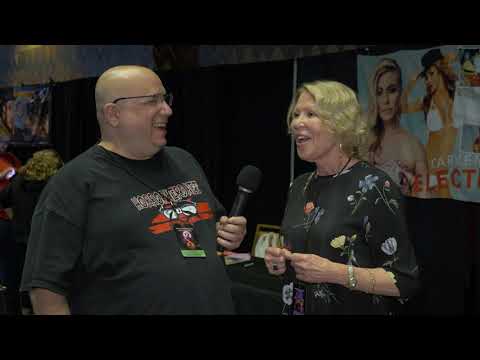 Leslie Easterbrook at NJ Horror Con Fall 2019