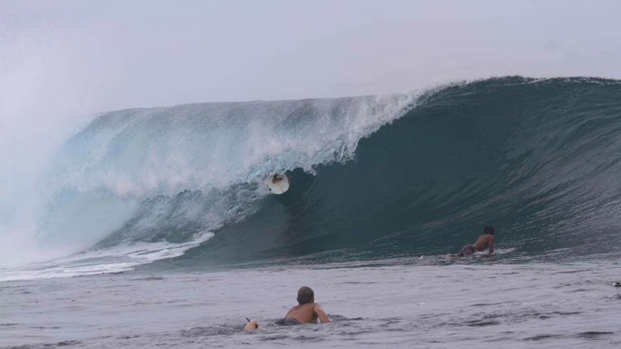 【One Day vol.1】Sumbawa lakey peak Surfing indonesia /nangas/スンバワ レイキー ...