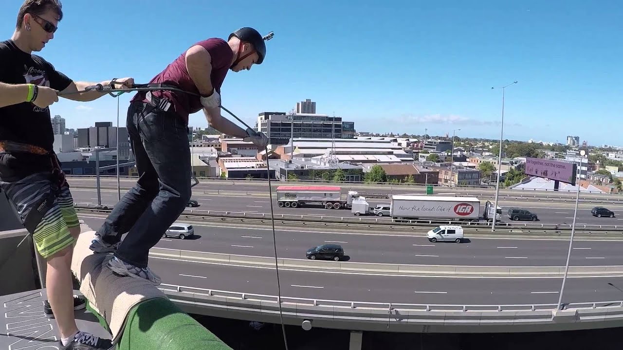 Brett Rap Jumping/Forward Abseiling - YouTube