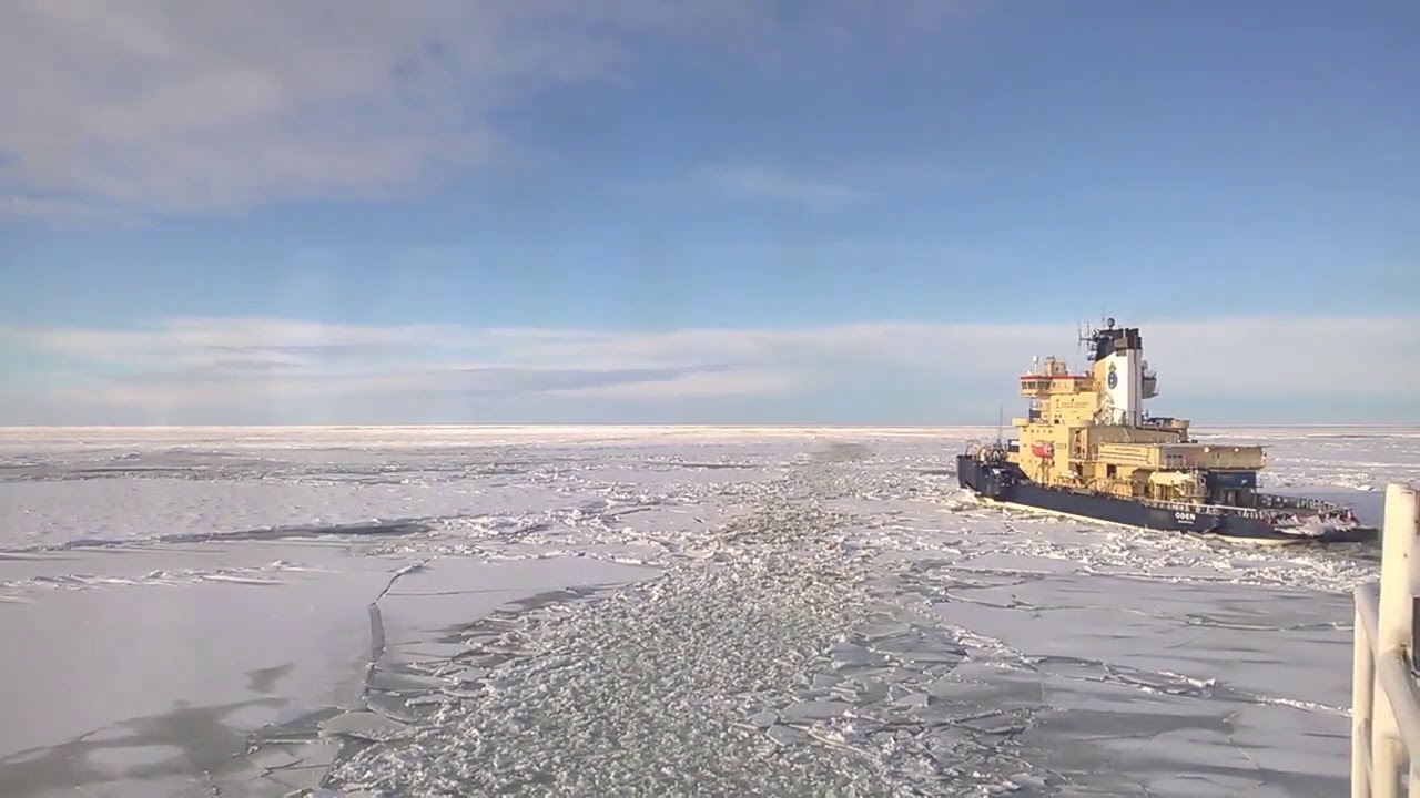 Baltic sea winter navigation - YouTube