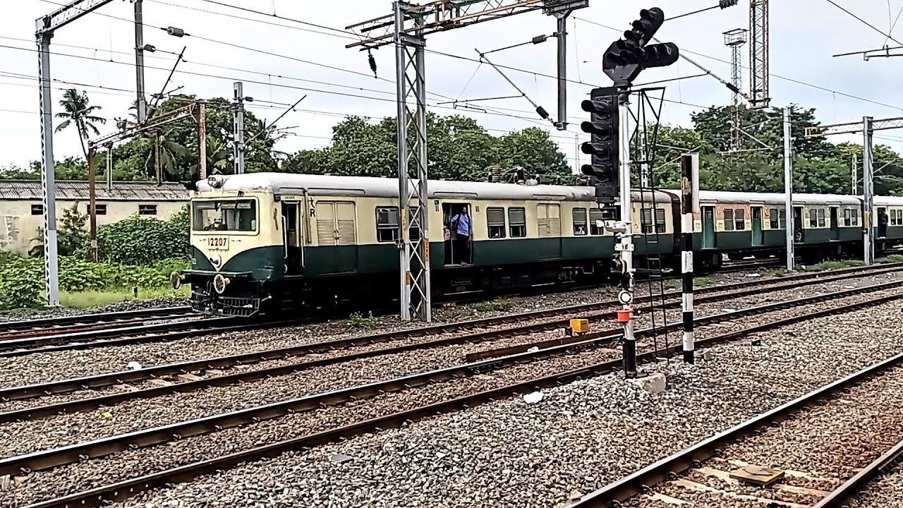 Chennai Suburban EMU Train Race with Pinakini Express Train ...