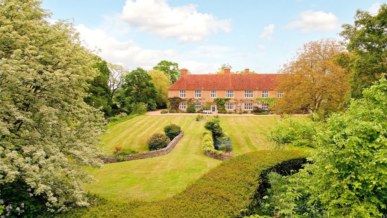 Bletsoe Castle | Bletsoe, Bedfordshire - YouTube