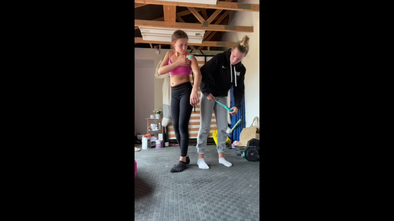 Flexibilty band stretches! (Acro/gymnastics) - YouTube