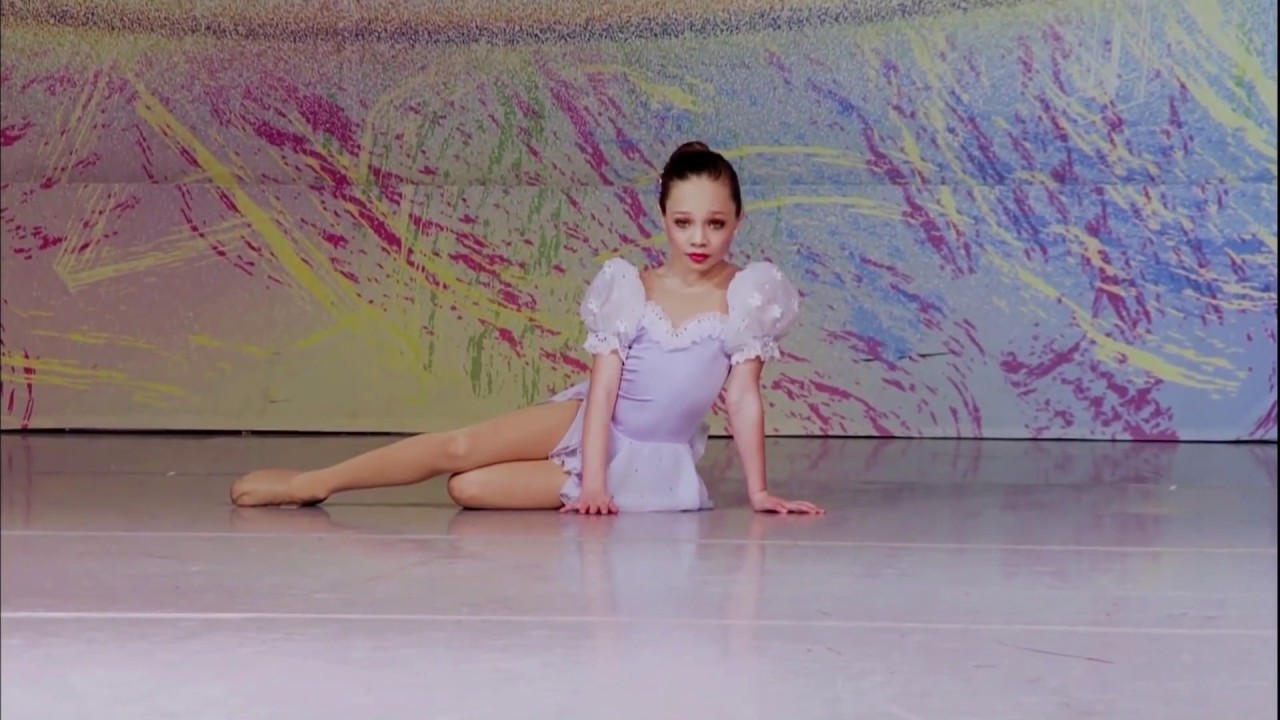 Maddie Ziegler - Cry (Full Dance) - YouTube