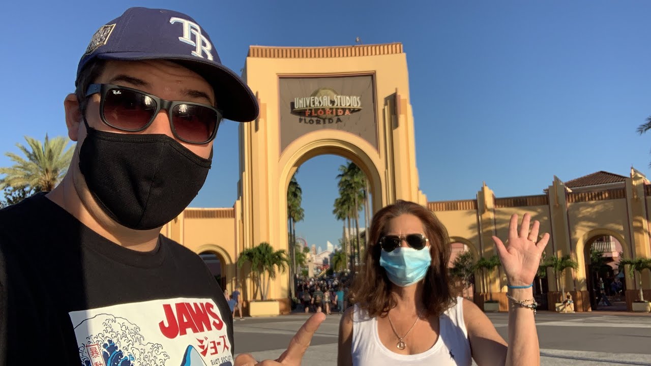 I Took My Mom To Universal Studios Florida For Mother’s Day - Her First ...