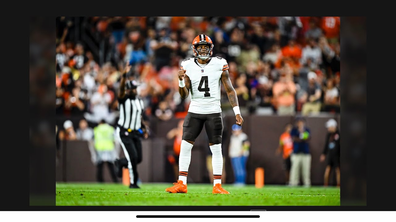 Deshaun Watson talking highly about Elijah Moore - YouTube