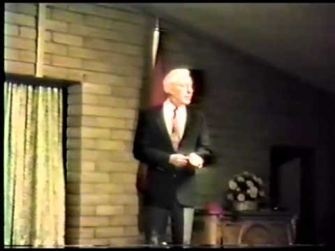 Robert Hall Suit Skit