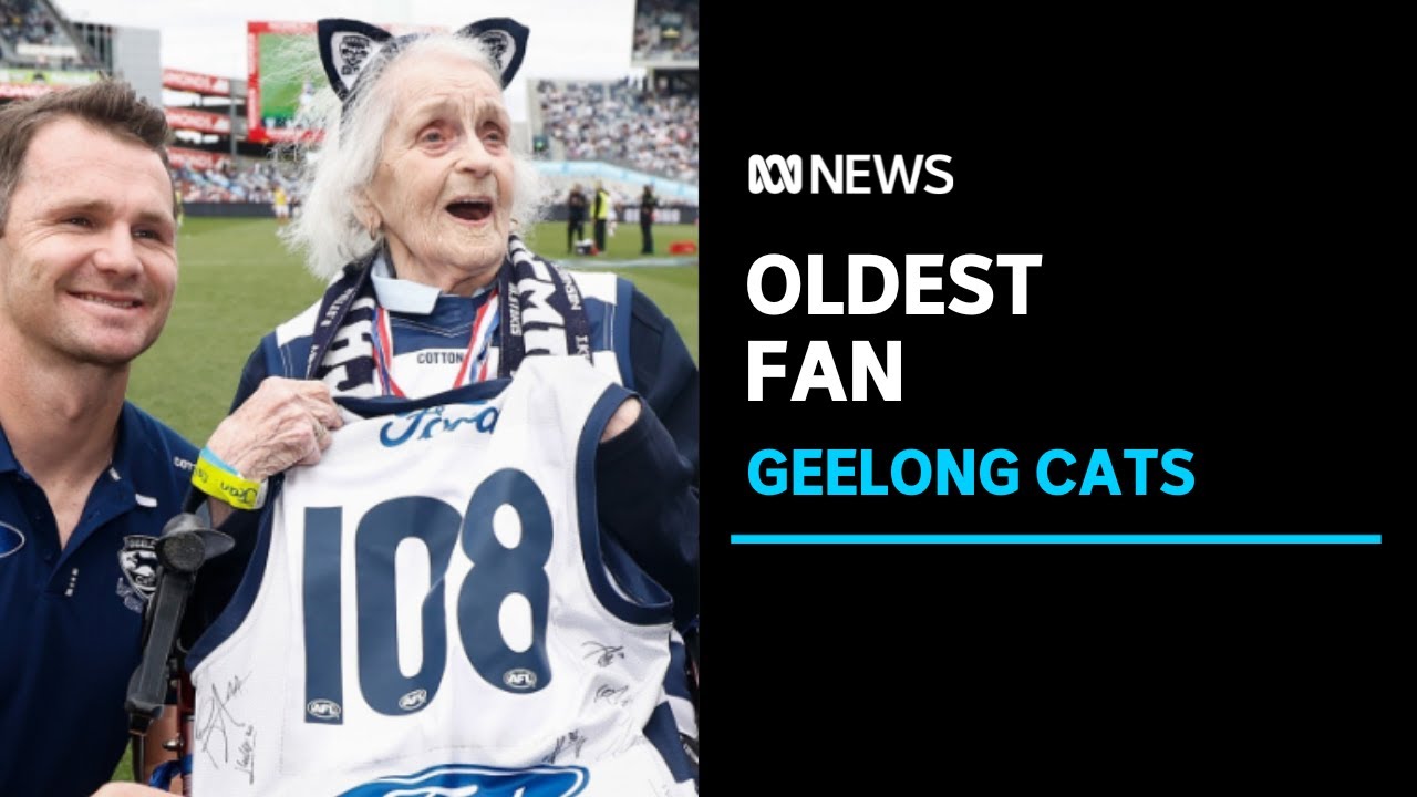 Geelong's oldest fan celebrated with guard of honour | ABC News - YouTube