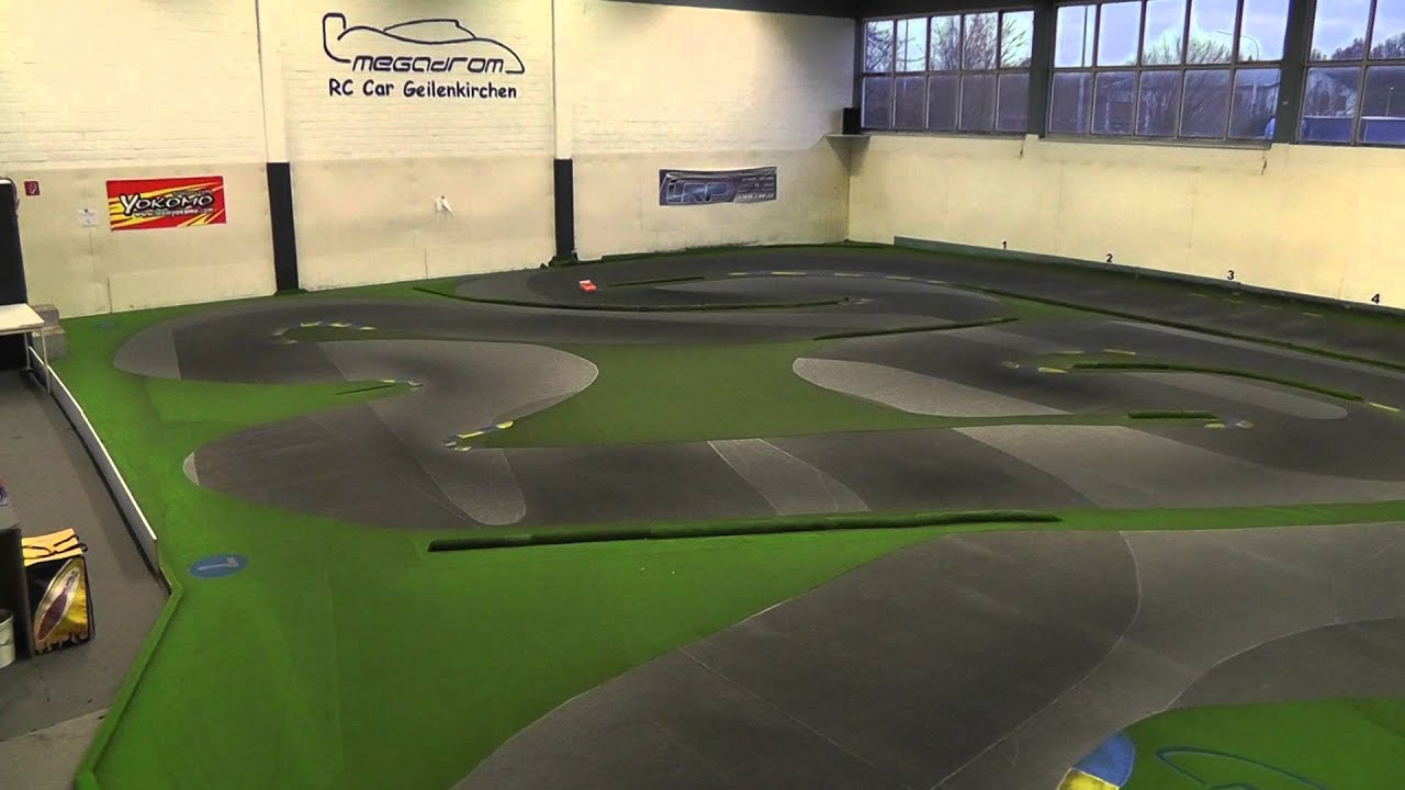 Megadrom Geilenkirchen indoor rc-car racing corally - YouTube