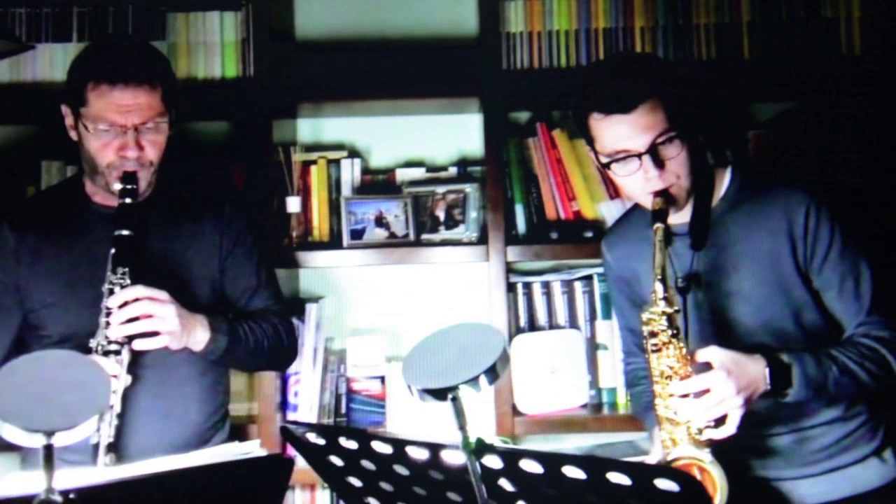 Alessandro & Matteo Brandini - "PREDICOPEGLIA" (Ilio Volante) - YouTube