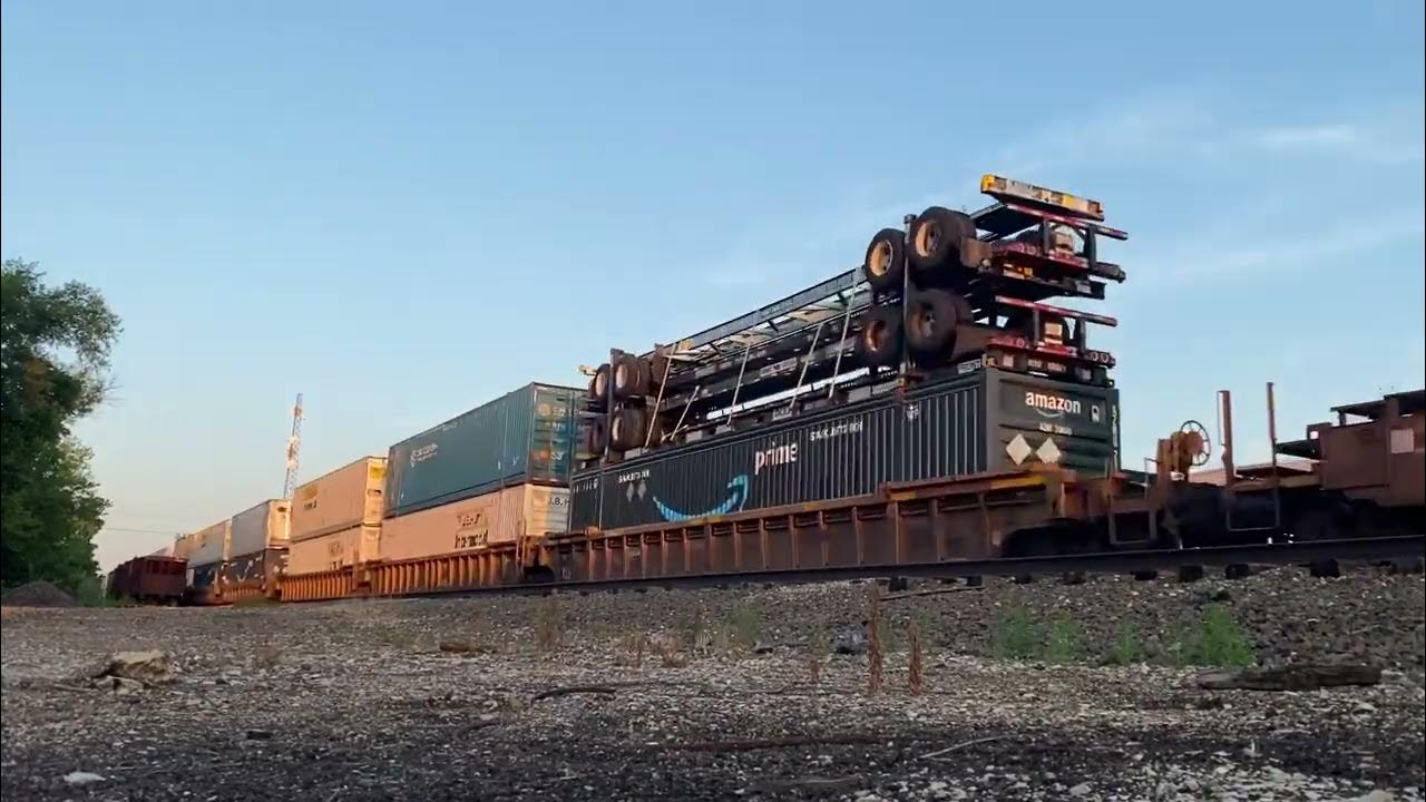BNSF 7522 East - Coal City, IL - YouTube