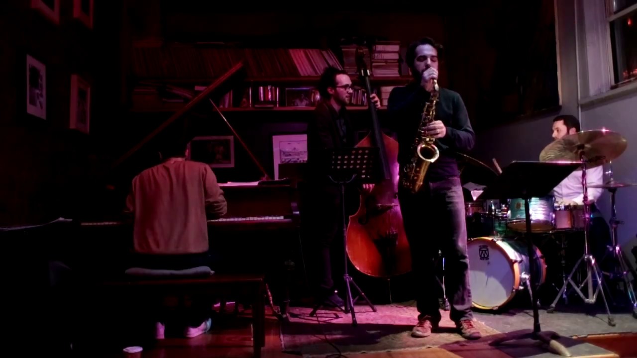 Nathan Bellott Quartet "fast & light!" - YouTube