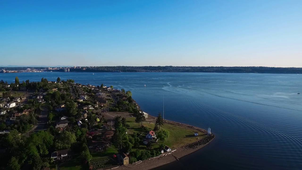 Browns Point Lighthouse - YouTube