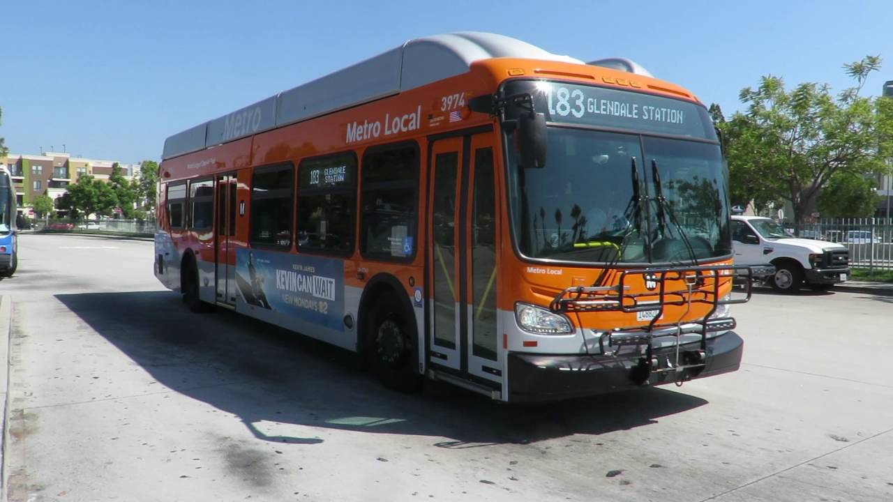 Buses at the NOHO Station 9/7/2016 - YouTube