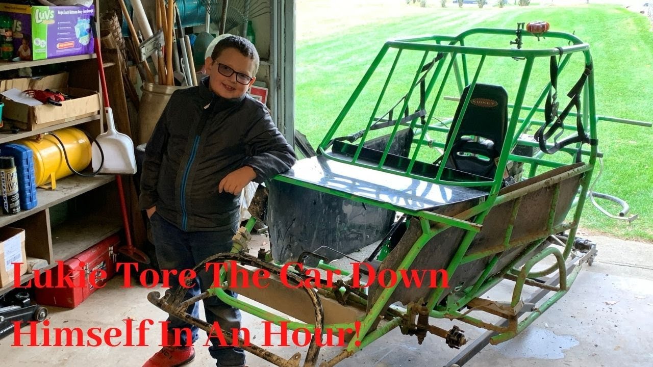 Mini Wedge Racing. Lukie Tearing His Dirt Track Car Down By Himself To ...