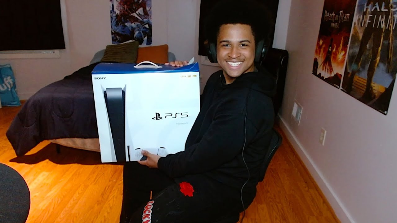I FINALLY GOT A PS5!! - YouTube