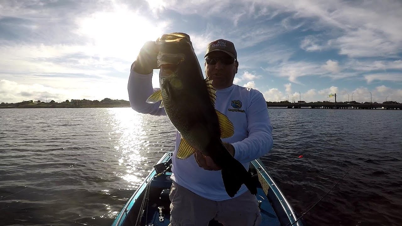 Post-Front Bass Fishing with FLO-RIDA Hillbilly and Rattletrap Fishing ...