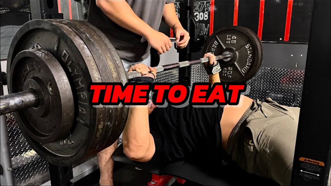 TIME TO EAT! 16 WEEKS OUT FROM POWERLIFTING MEET- BENCH DAY - YouTube