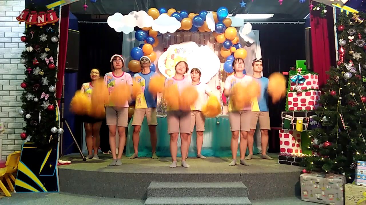 Jingle Bells - tiNiWorld Nowzone - YouTube