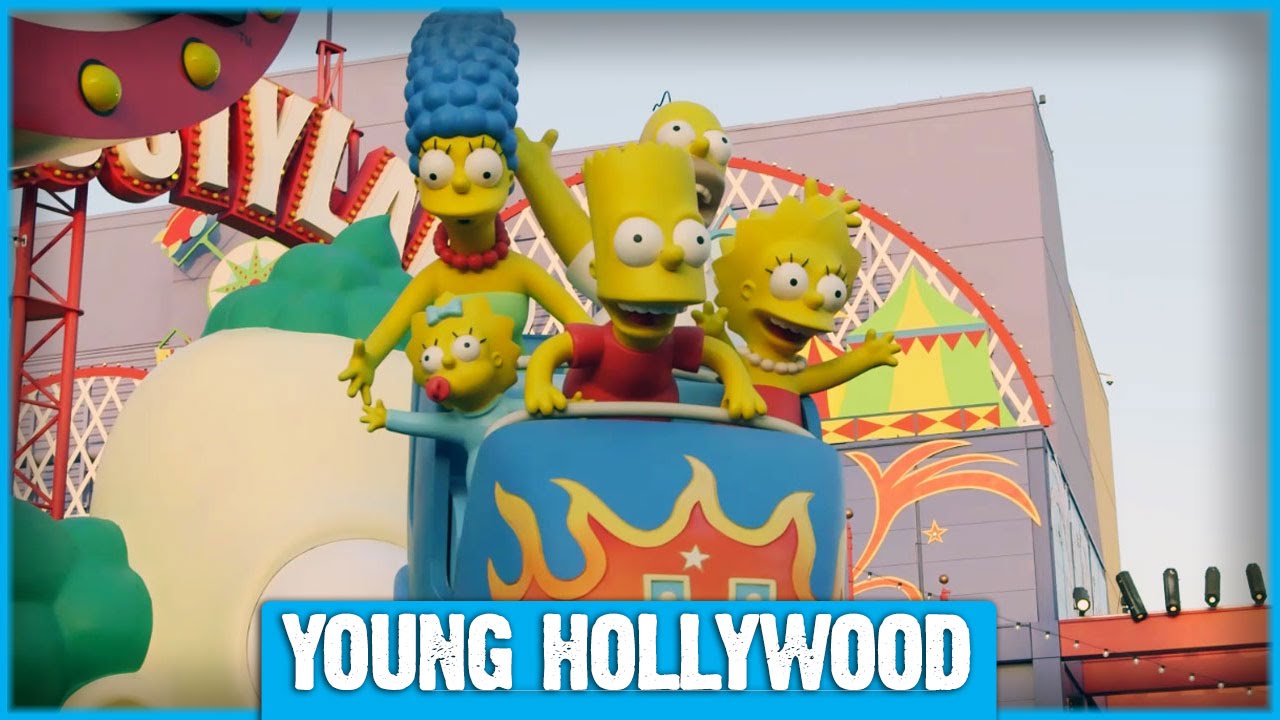 THE SIMPSONS Move In To Universal Studios Hollywood! - YouTube