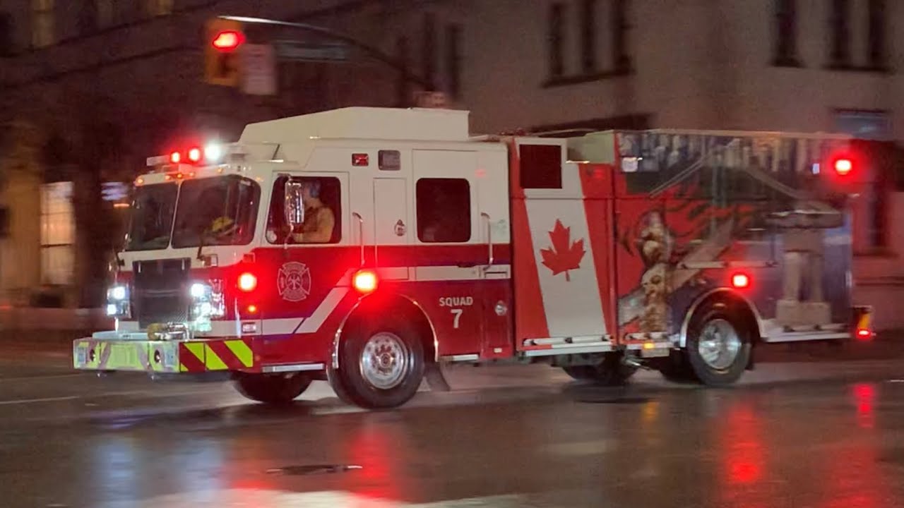 Vancouver Fire Rescue Services Squad 7 Responding - YouTube
