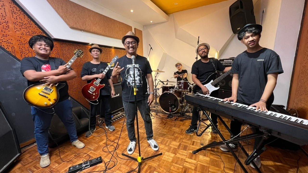 Di Sayidan - Shaggydog (Cover) - YouTube