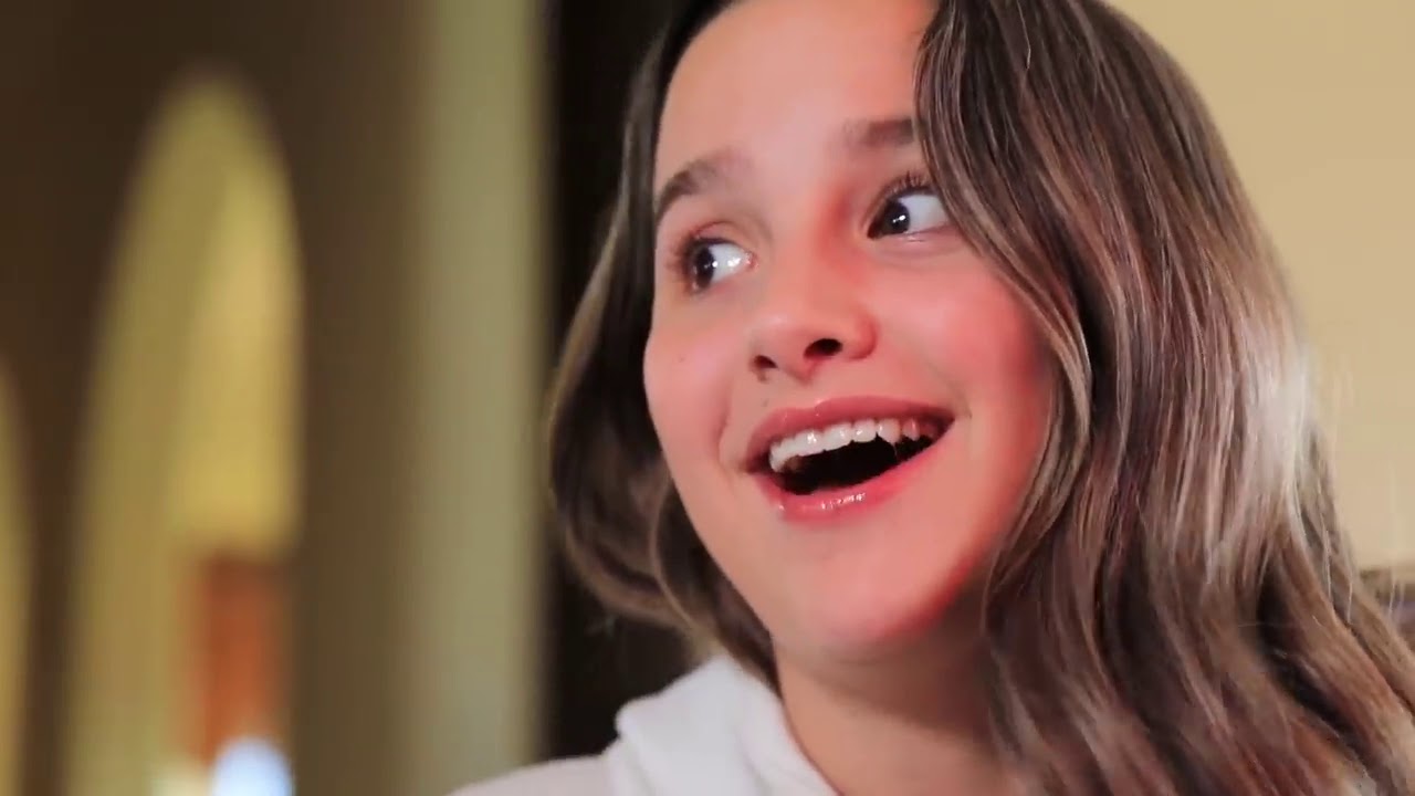 Morning Skincare Routine | Annie LeBlanc - YouTube