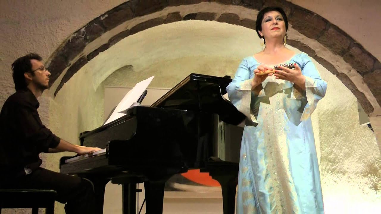 Sonia Theodoridou "asherombasman" live at Megaro Gyzi Festival 2014 ...