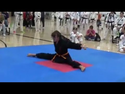 Arch Battle 6 Extreme XMA Weapons Jahng Bong Bo Staff Color Belt Girls ...