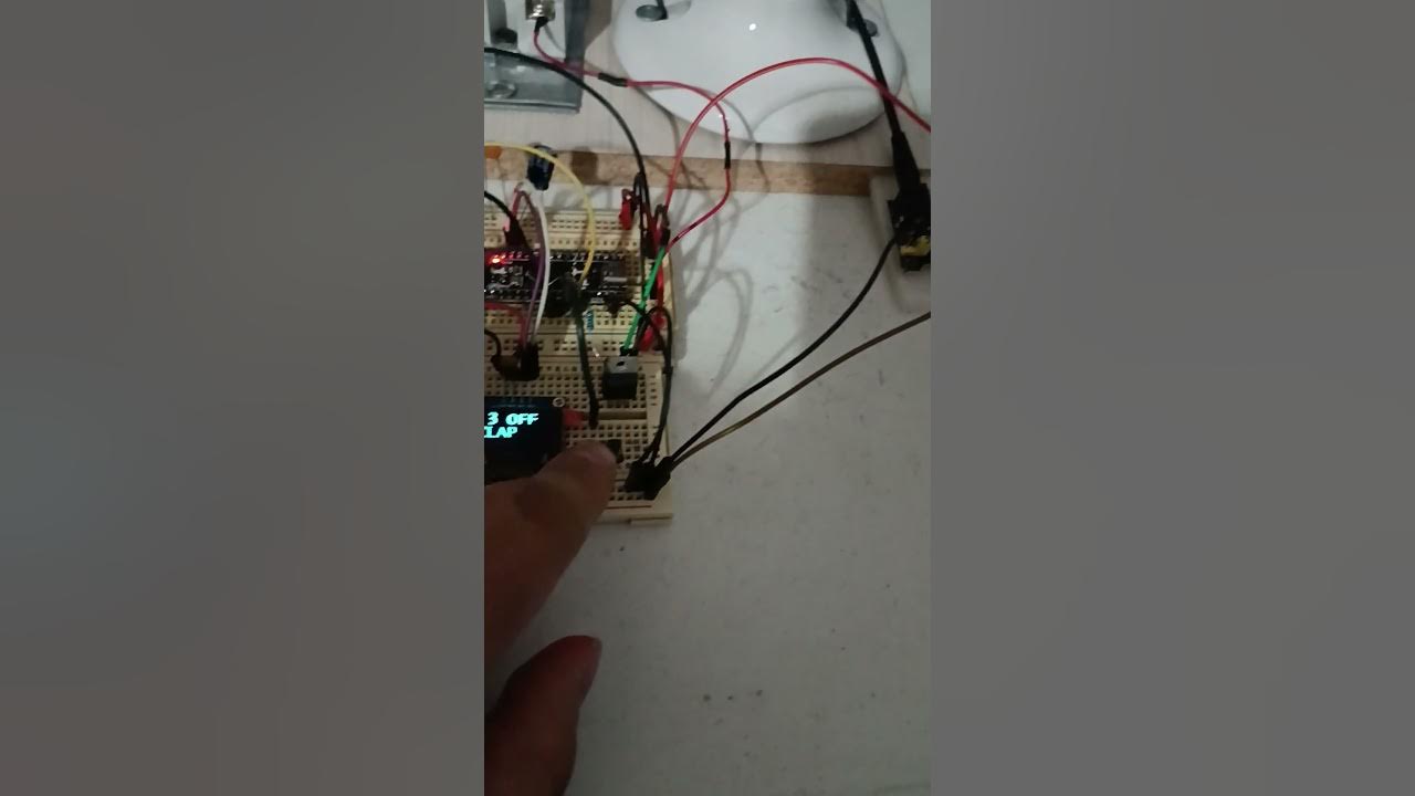 Detector de aplausos con mcu stm32f411ceu6 usando una interrupcion externa. - YouTube