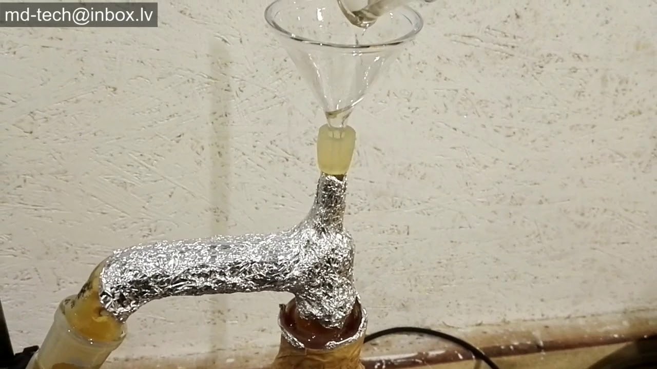 How to make nitric acid in a home. 96 % nitric acid. Red fuming nitric ...