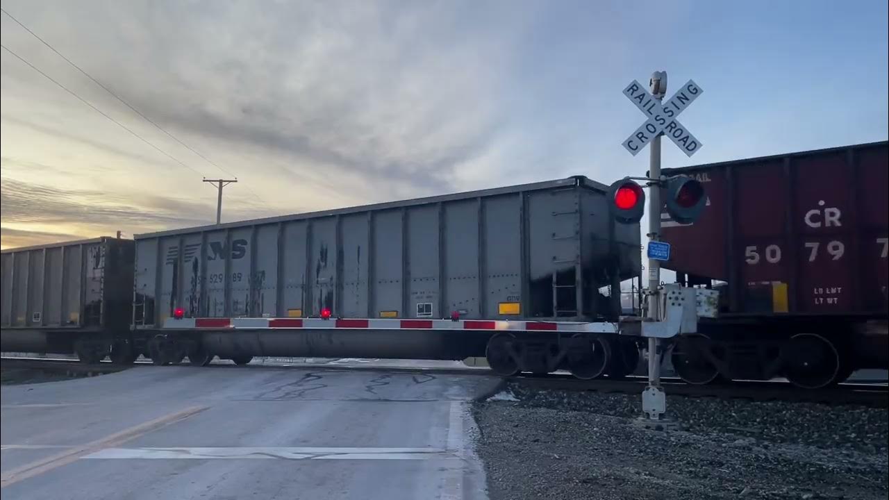 NS 3646 Leads Empty Coal Train South | Beal Ave. Railroad Crossing, Bucyrus, OH - YouTube