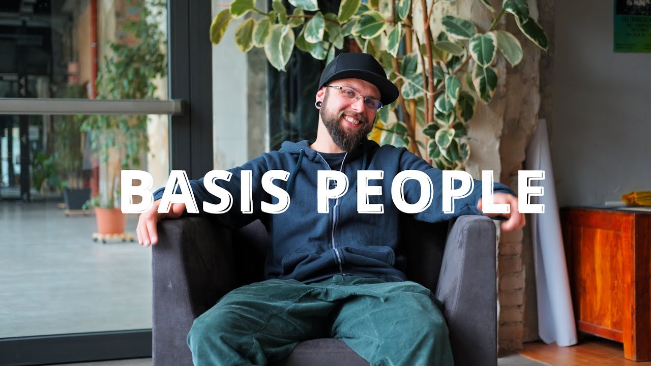 BASIS People - Paul stellt sich vor! 🌟☕ - YouTube