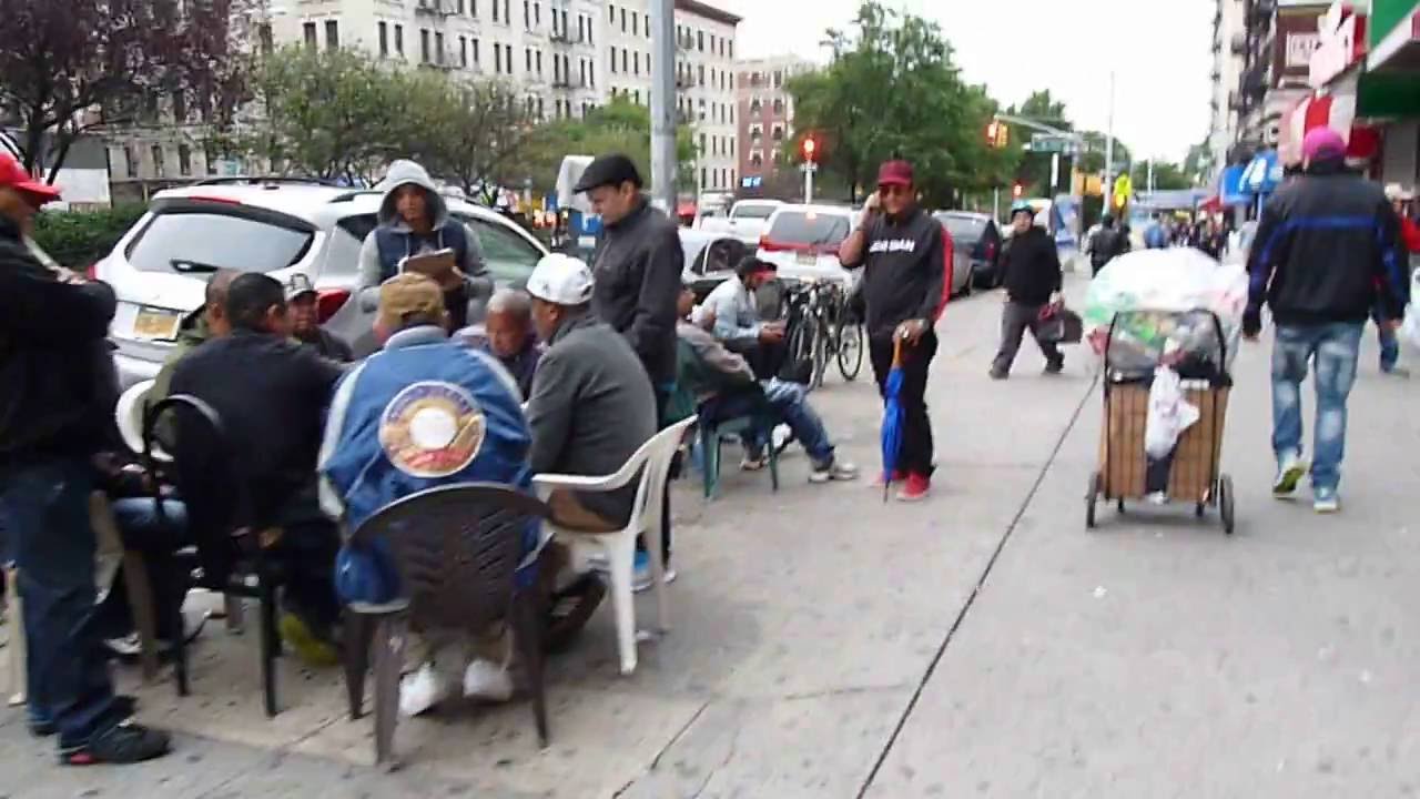 Walking a couple of blocks in a sanctuary city Dominican ghetto. - YouTube