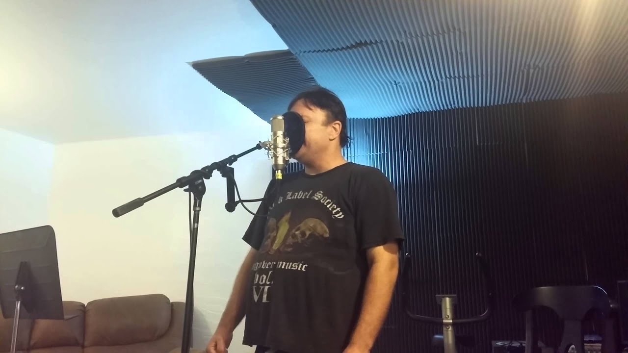 Vocal Coach Thomas Collett sings Skid Row. - YouTube