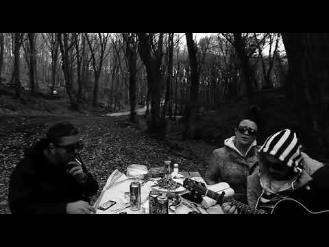 Uzak diyarlarda evli barklı