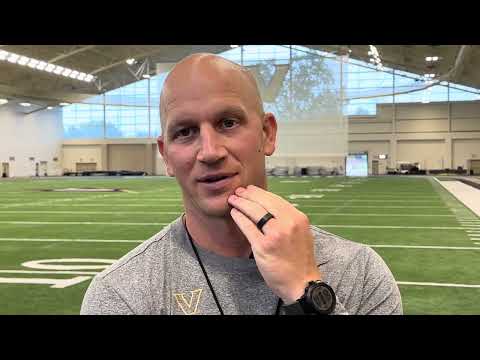 Vanderbilt football coach Clark Lea, August 5, 0223 - YouTube