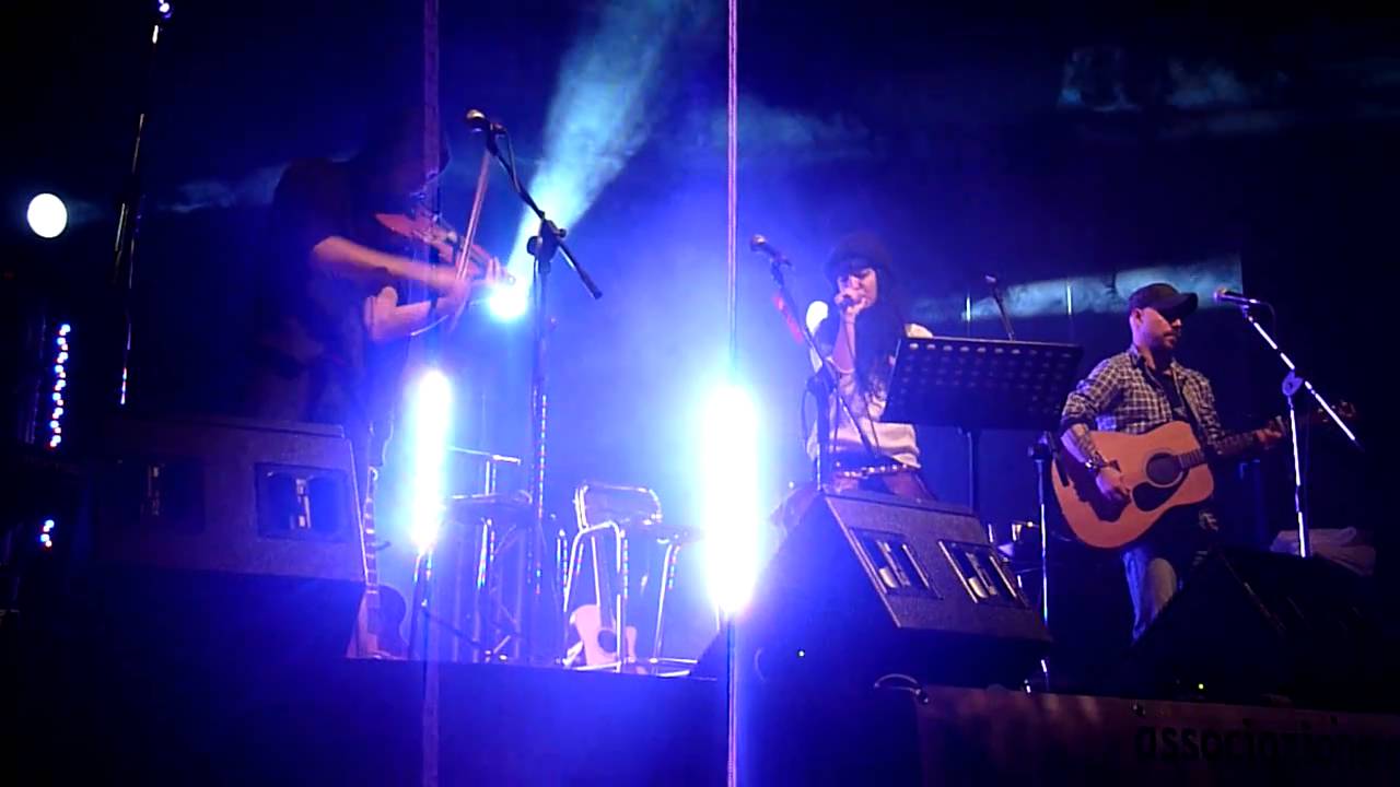 DORINA LIGHT OF DAY 04 DICEMBRE 2010 TRIESTE - YouTube