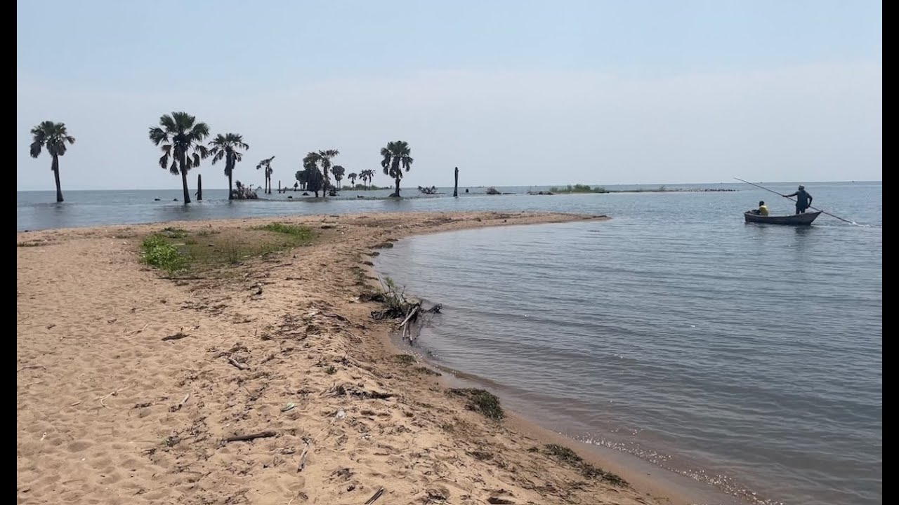 Lost and Found!!! Butiaba port and beach, a drive through the Albertine ...