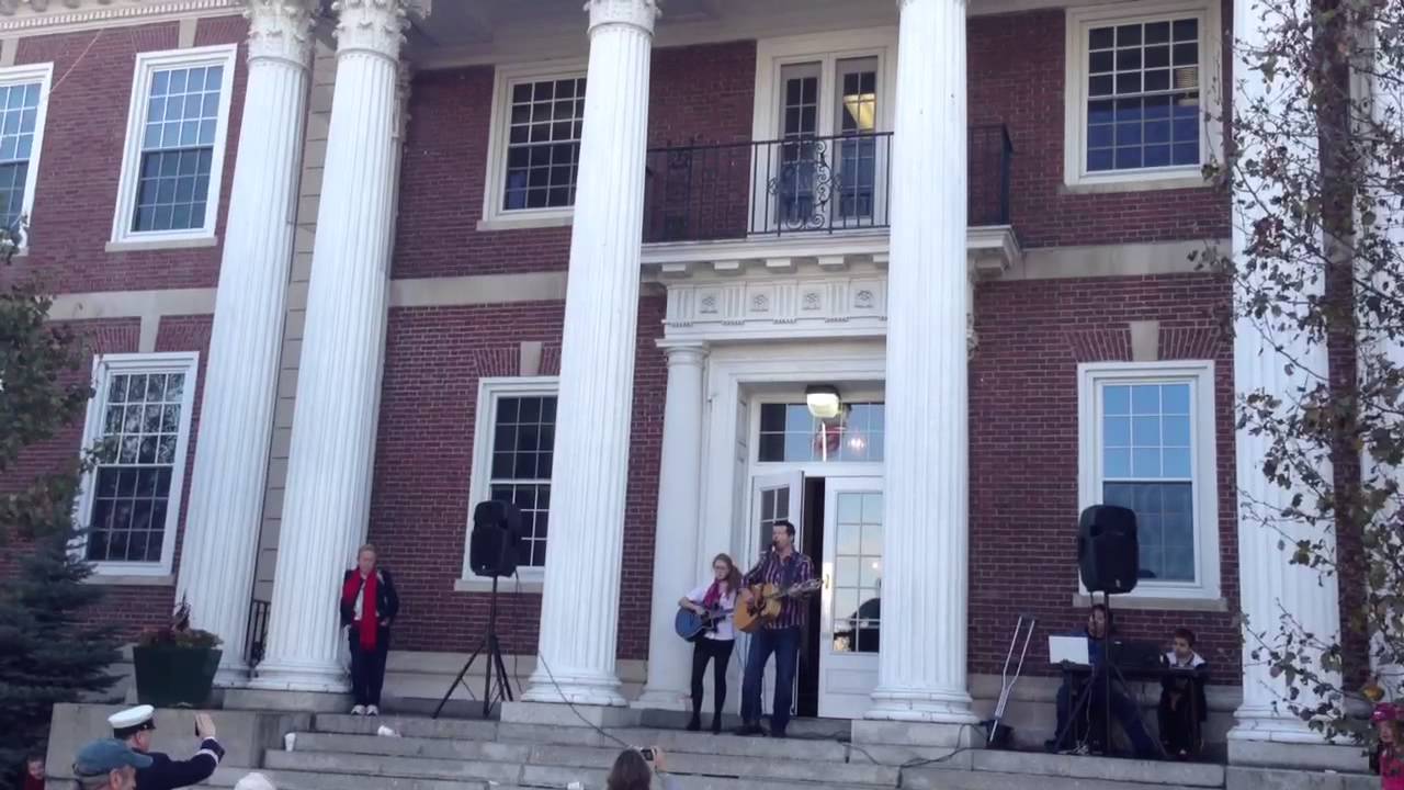 Jeff Batson performing at the Woburn Veterans Day Memorial Dedication ...