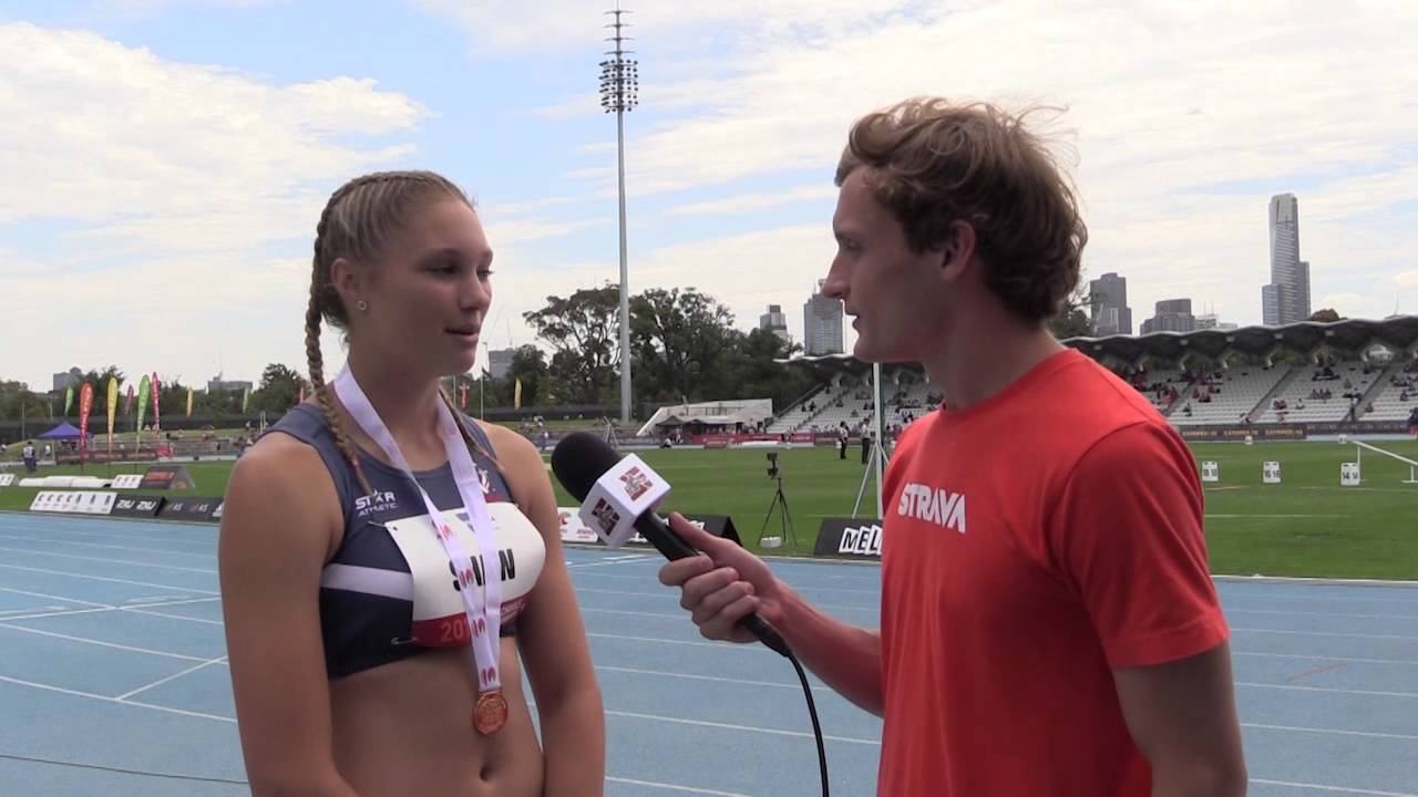 Danielle Shaw Interview at the Australian All Schools Track & Field Championships - YouTube