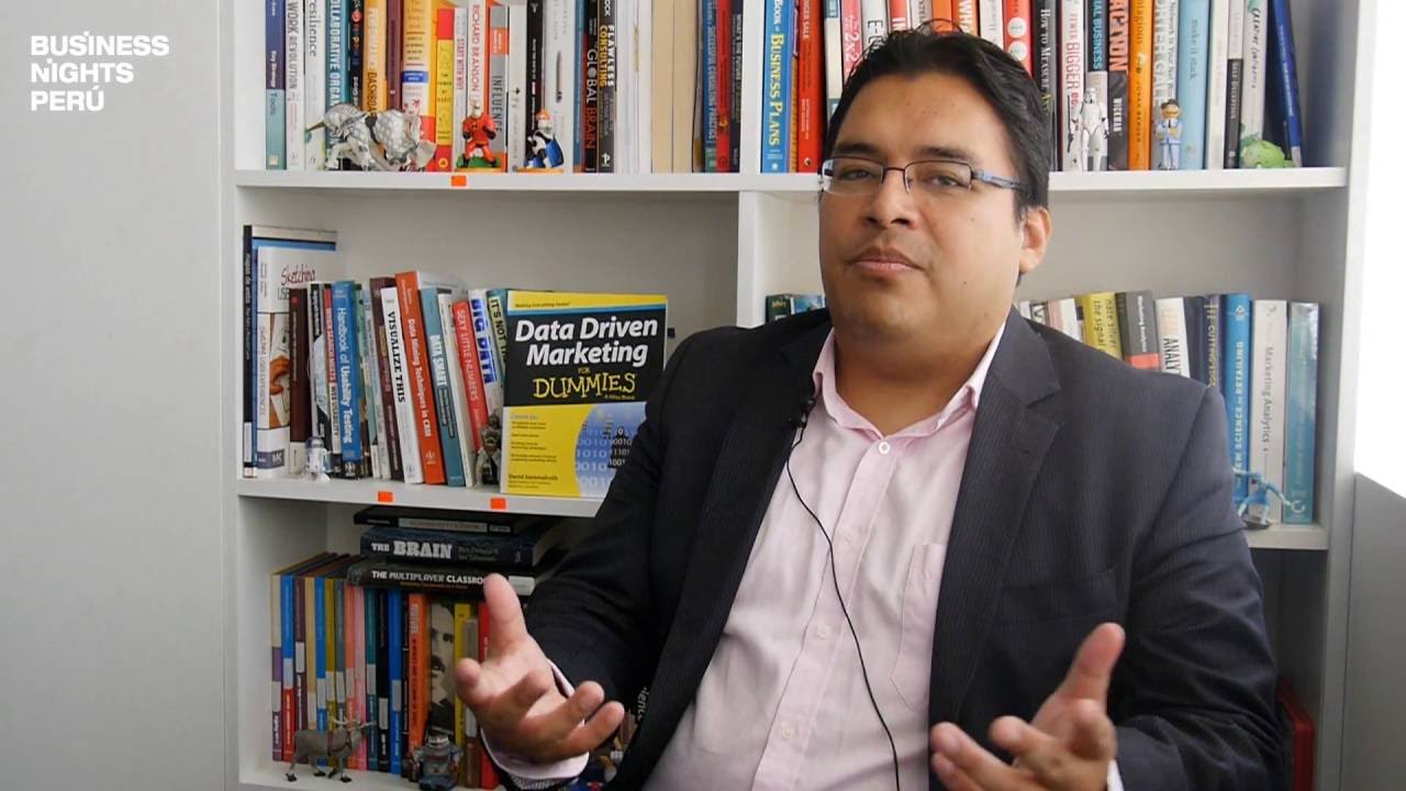 Daniel Falcón - Noche de Emprendedores VI - YouTube