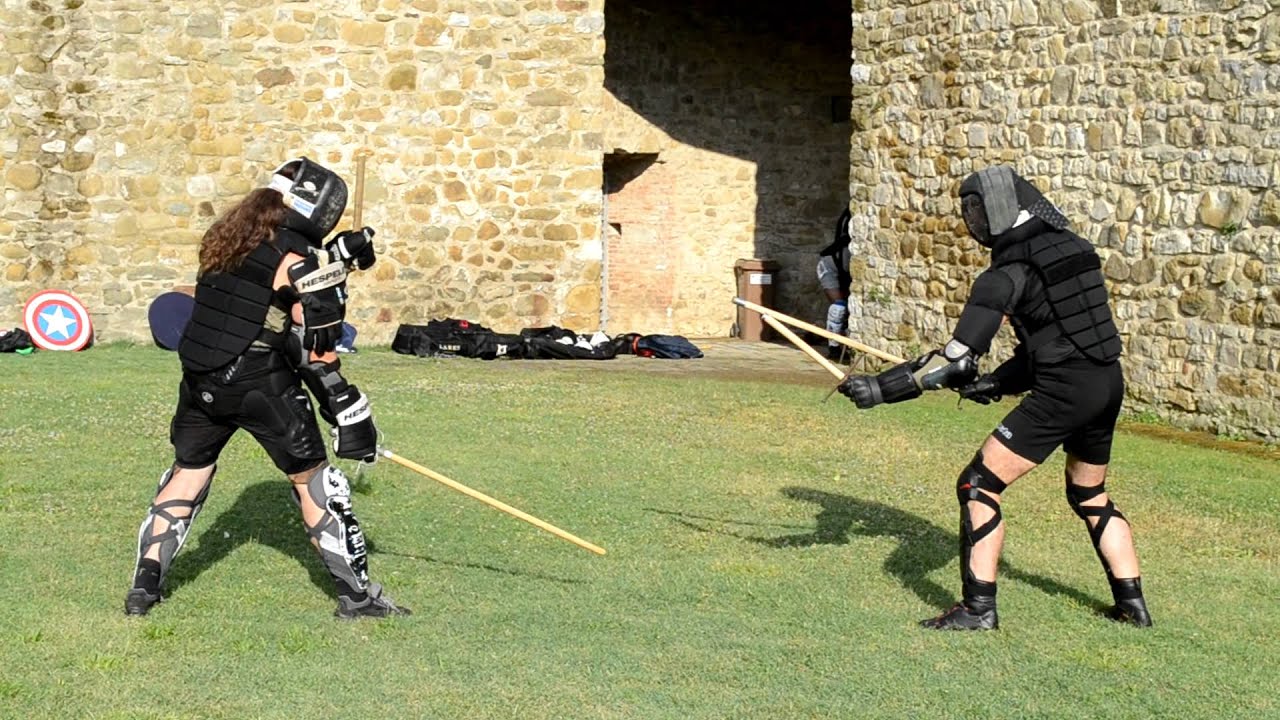 Sword and Dagger fight - Free Sparring - YouTube