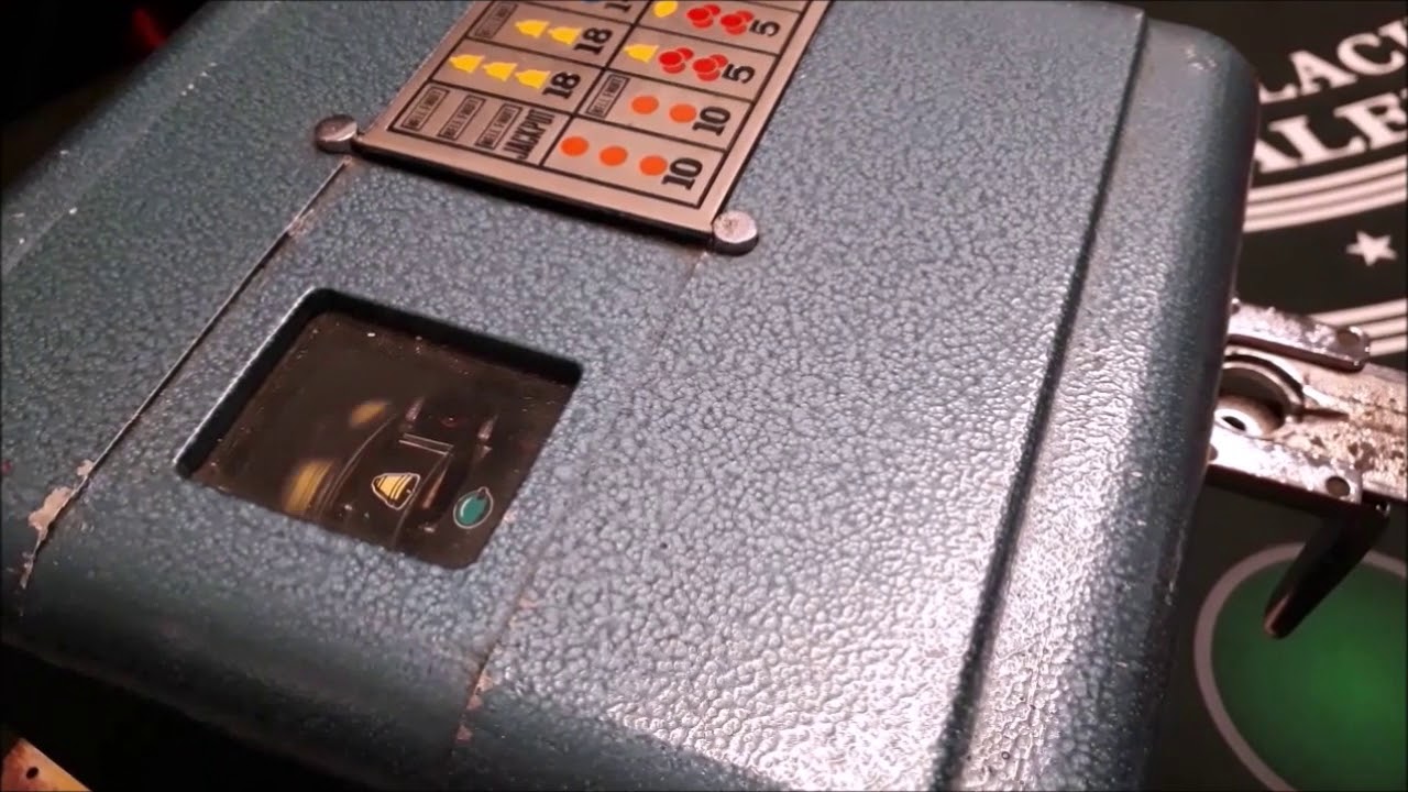 mini sega slot ミニセガ 卓上スロットマシン？ 1950年代 - YouTube