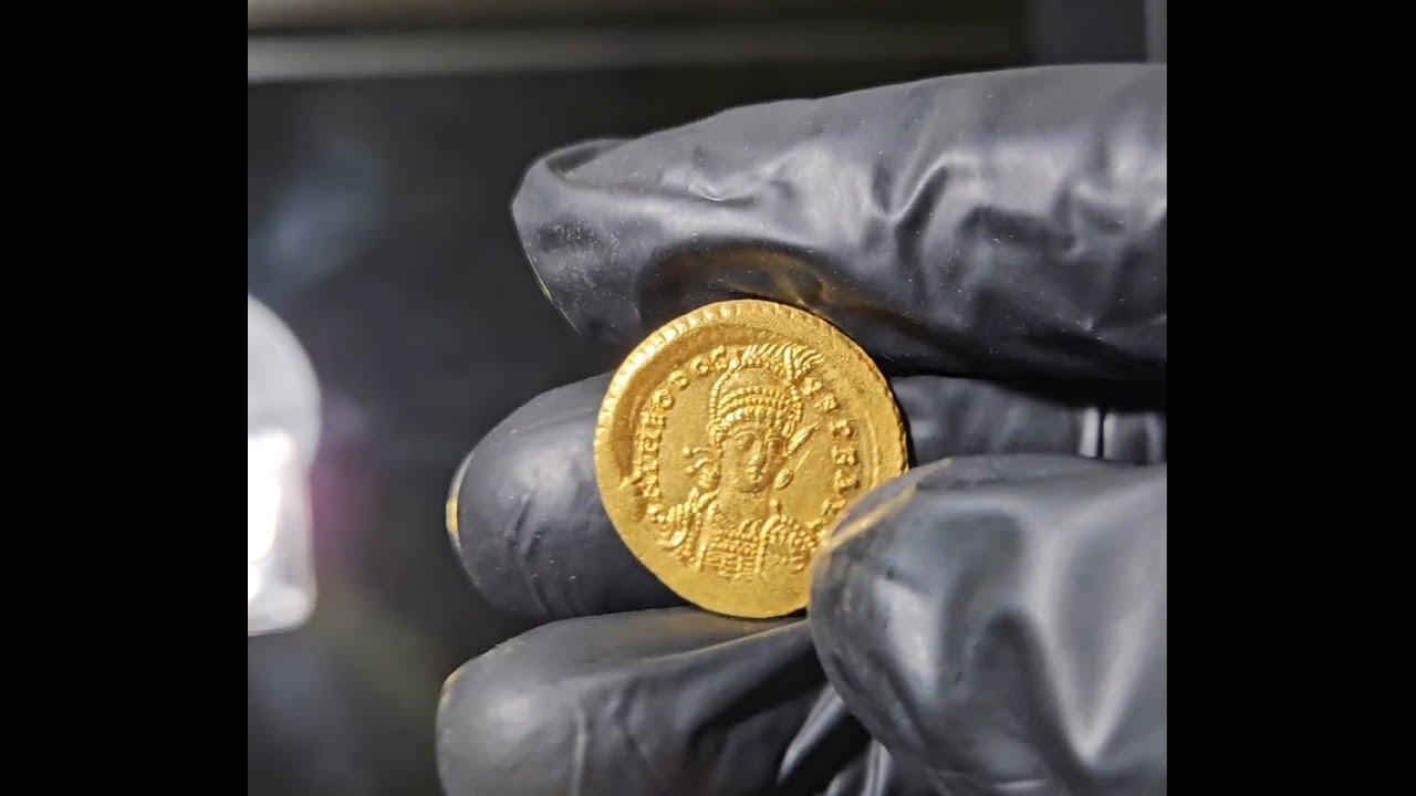 XRF test on ancient gold coin - YouTube